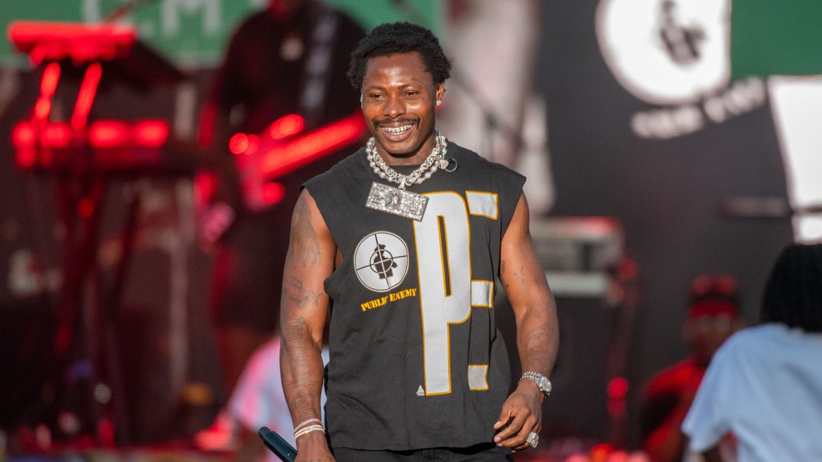 11 of Asake’s best music videos