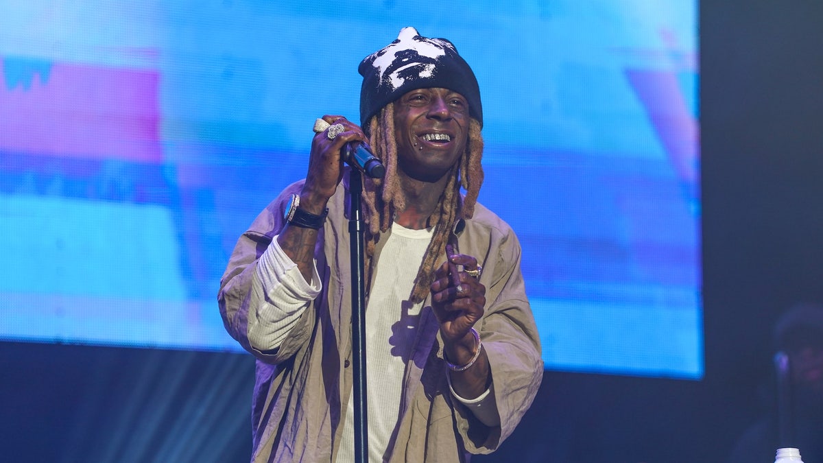 Lil Wayne: Tha Carter VI Album et tour - Le derniere heure