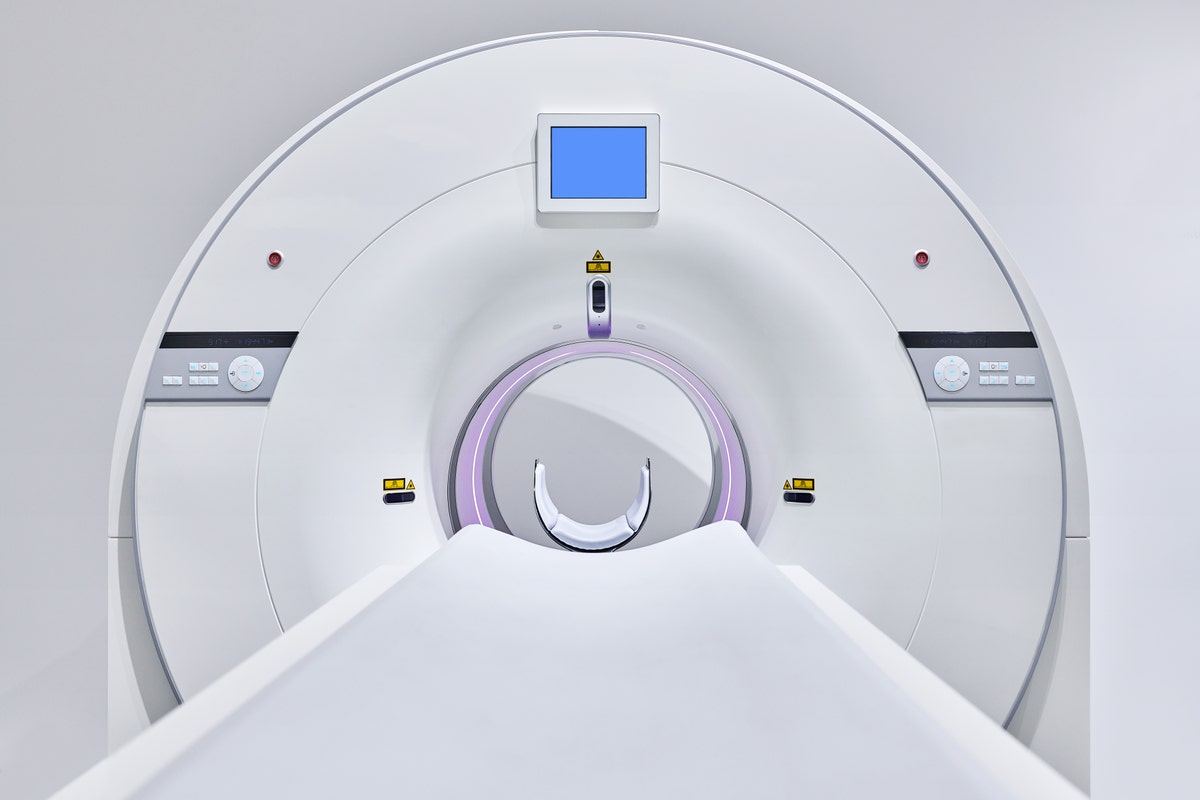 Long Island man dies after MRI machine pulls him in by chain